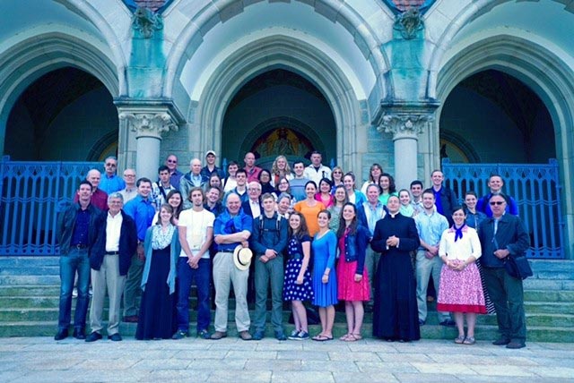 Chartres Pilgrimage - Chartres Pilgrimage USA